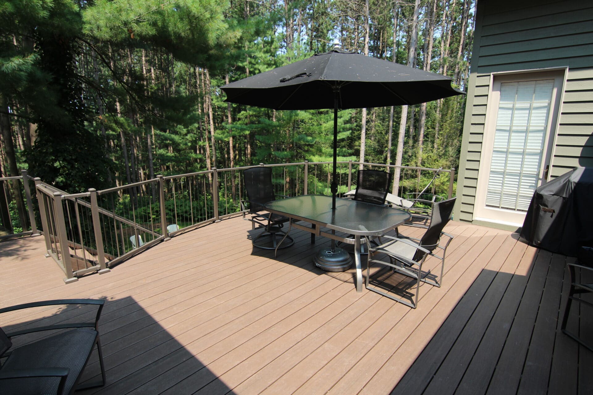 Custom Composite Deck Designs | Signature Decks